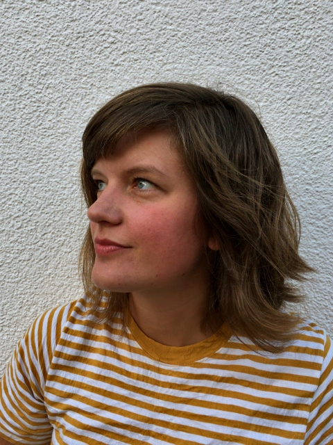 Fünf Juror*innen präsentieren zwanzig neue Stücke des Theaters für ...